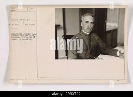 us army generals uniform in front of a map Stock Photo - Alamy