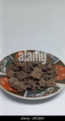 Homemade Ghassoul, Rhassoul Moroccan natural clay, used by body care ...