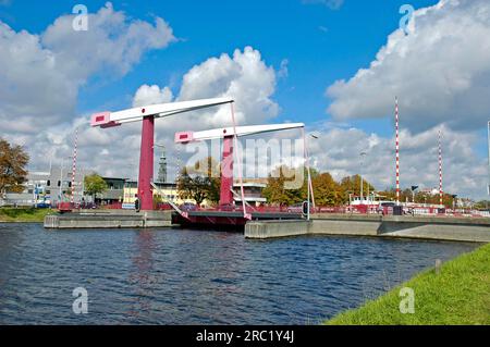 Schroebrug Bascule Bridge, Middelburg, Walcheren Peninsula, Zeeland ...