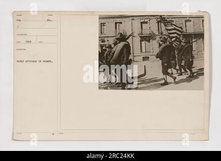 American soldiers disembarking their ship in Porto Rico during World ...