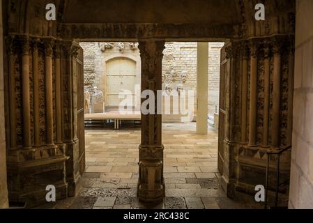 Entrance to the Roman Baths, Cluny Museum - National Museum of the ...