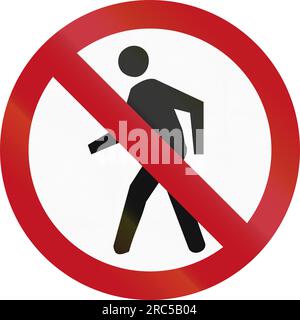 An official Colombian traffic sign: No equestrians Stock Photo - Alamy