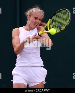 Hollie Smart in action during the Girls' 14 & Under Singles match on ...