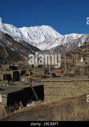 Village Khangsar and Tilicho Peak, Nepal Stock Photo - Alamy