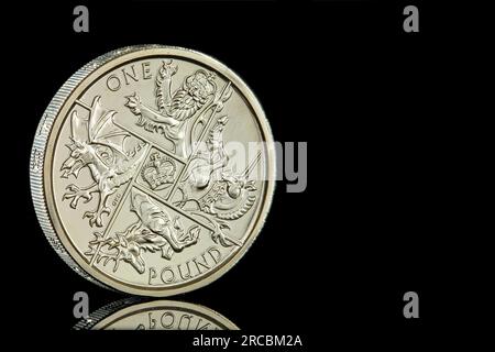The last UK round pound coin issued as a collectors edition in 2016 ...