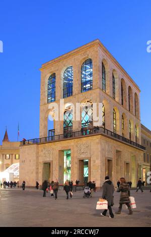 Museo del 900, Milano, Lombardia, Italy Stock Photo - Alamy