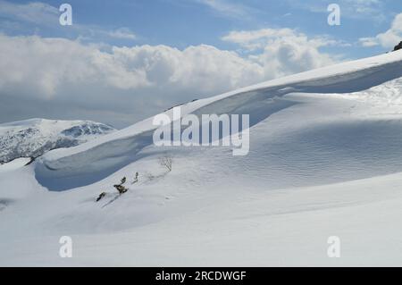 Winter hiking on Krvavac peak, Bjelašnica mountain Stock Photo - Alamy