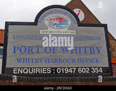 Sign for a weighbridge Stock Photo - Alamy