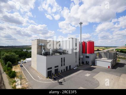 Helmstedt, Germany. 14th July, 2023. The new sewage sludge mono ...