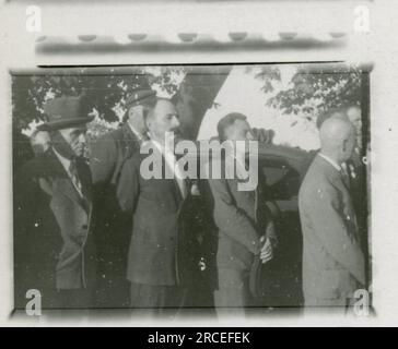 SS Photographer Domaschowitz 1943 Formal ceremony with photos of ...