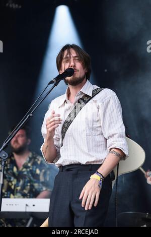 The belgian band Dan San plays live at Lasemo festival | Le groupe ...
