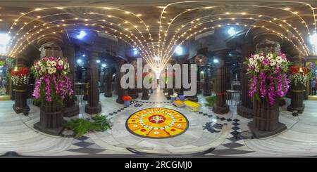 360° view of Mahalaxmi Temple Complex - Alamy