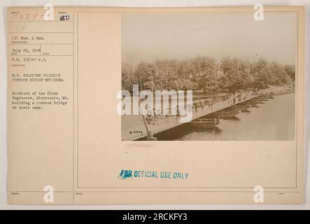 American soldiers constructing a pontoon bridge over the Marne at ...