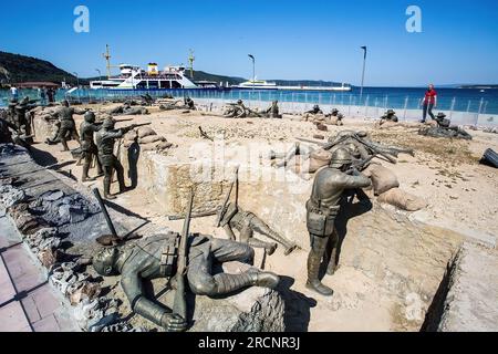 Barely 20 feet apart Stock Photo - Alamy