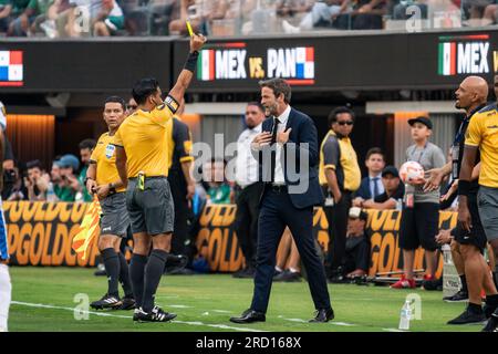 Panama head coach Thomas Christiansen shouts instructions during the ...
