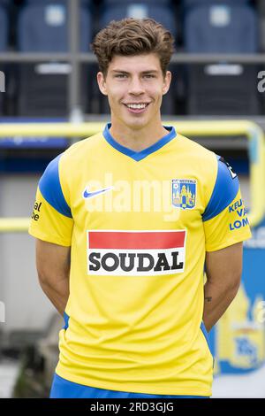 Westerlo's Jordan Bos poses for a portrait picture at the 2025-2026 ...