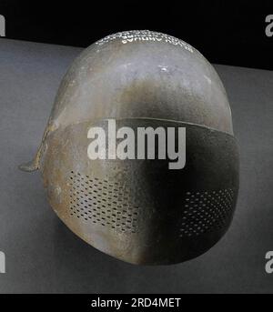 WW1 helmet inside Stock Photo - Alamy