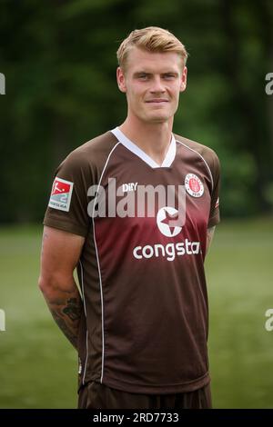 Smith Eric (FC St. Pauli Hamburg, #8) VfL Borussia Borussia ...