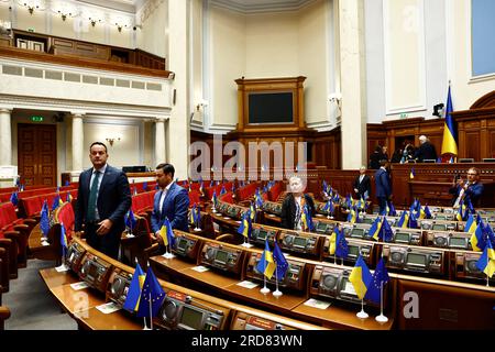 Taoiseach Leo Varadkar (left) inside the Verkhovna Rada, in Kyiv ...
