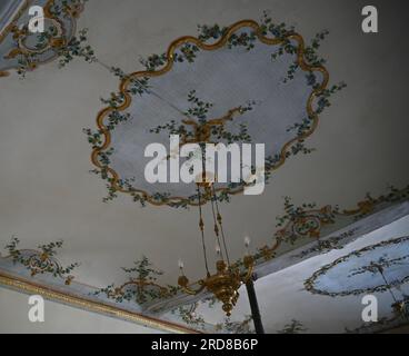 Scenic ceiling view of the Sicilian Baroque style Duomo di San Giorgio ...