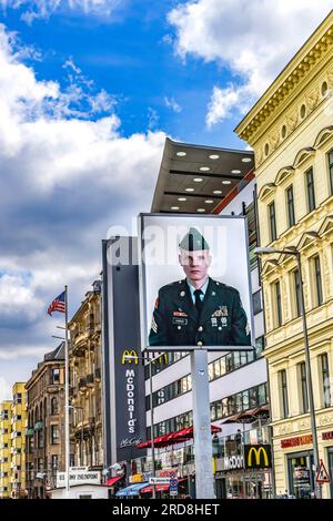 Checkpoint Charlie Today Restaurants Shops Tourists Most Well Known ...