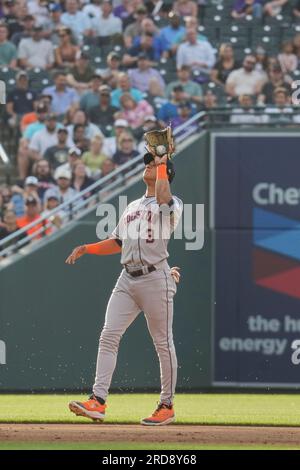July 18 2023 Houston catcher Yanier Diaz (21) hits a double during the ...