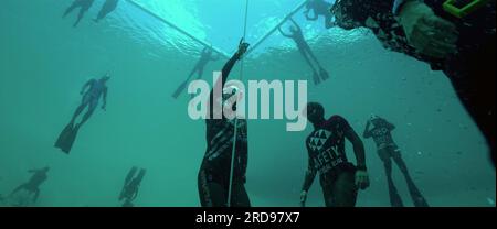 THE DEEPEST BREATH, diver Alessia Zecchini, 2023. © Netflix / Courtesy ...