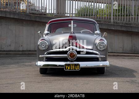 1949 Ford 'Shoebox' custom car Stock Photo - Alamy