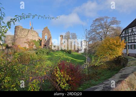 Romanesque palace of Hayn Castle with Untertor, Dreieichenhain ...