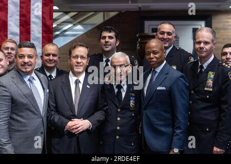 Edward Caban, Isaac Herzog, Alvin Kass, Eric Adams, Michael Kemper pose ...
