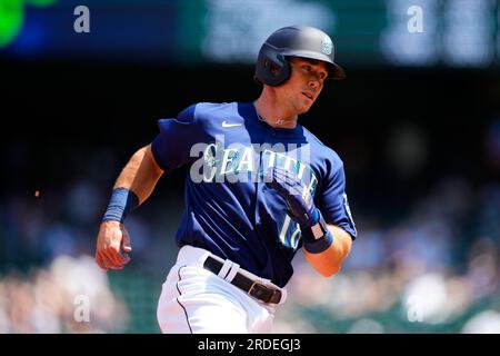 Seattle Mariners' Cade Marlowe jogs the base path during baseball game ...