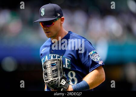 Seattle Mariners' Cade Marlowe jogs the base path during baseball game ...