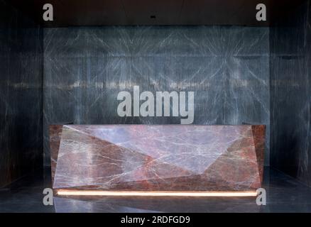 Reception area. Surat Diamond Bourse, Surat, India. Architect ...