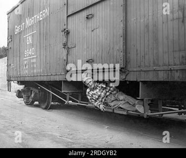 1940s RAILROAD FREIGHT TRAIN CARS SOME WITH LUMBER UNION STATION YARDS ...