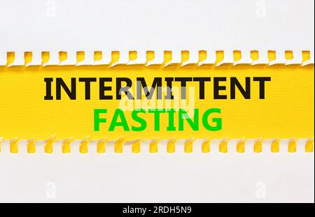Intermittent fasting symbol. Concept words Intermittent fasting on ...