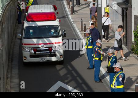 A Japanese ambulance in a small street in Shinjuku, Tokyo, Japan Stock ...
