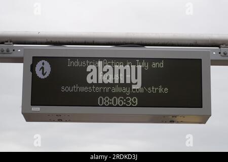 Datchet, UK. 22nd July, 2023. A level crossing at Datchet Railway ...
