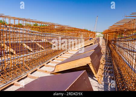 Girder, bridge skeleton, reinforcement, installed vertical crossed ...