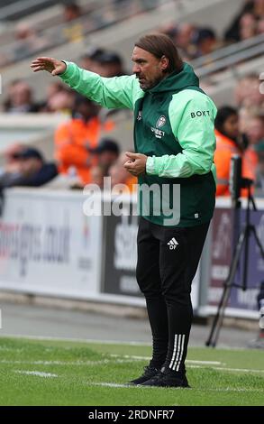 Daniel Farke manager of Leeds United gestures and reacts during the ...