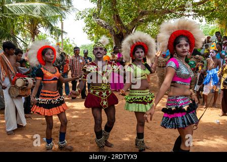 Karagam Karagattam dance, folk dance in Dasara Dussera Dusera Festival ...