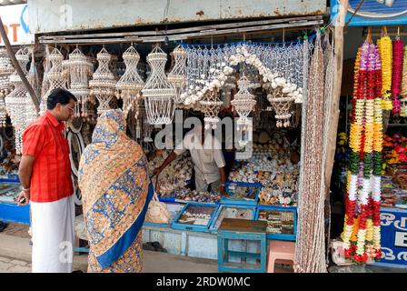 Sea Shells shop in sea shore at Kanyakumari, Tamil Nadu, South India ...