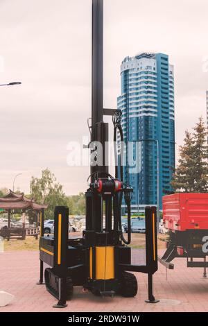 Drilling self-propelled equipment for drilling wells Stock Photo - Alamy