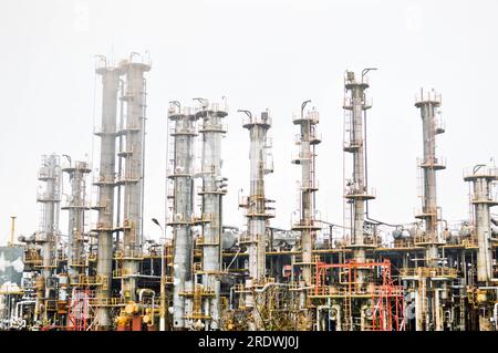 Rectification columns, gas separation unit at oil refinery ...