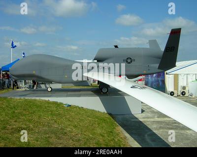 Northrop Grumman RQ-4 Global Hawk, high-altitude UAV, remotely-piloted surveillance aircraft on ...
