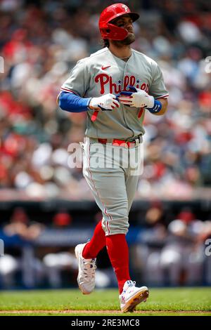 Philadelphia Phillies first basemen Bryce Harper (3) waits for the ...