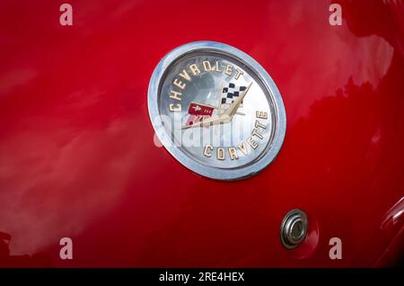 Vintage Chevrolet car badge Stock Photo - Alamy
