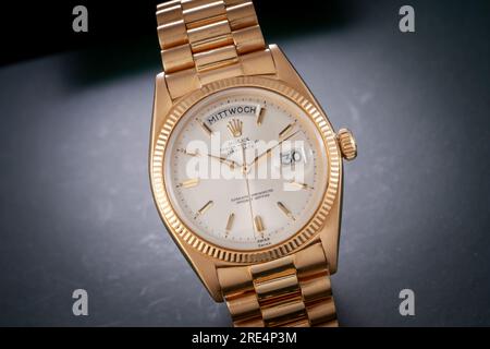 Vintage Rolex Day-Date ref 6611 in yellow gold Stock Photo - Alamy
