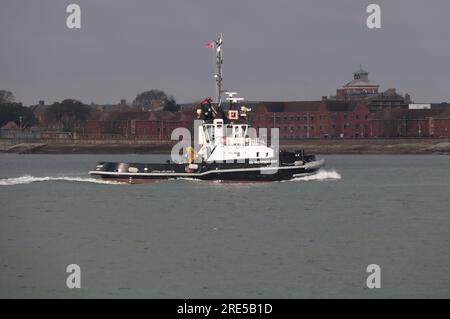 Serco Marine Services' tugboat SD Impetus, with the oiler barge SD ...
