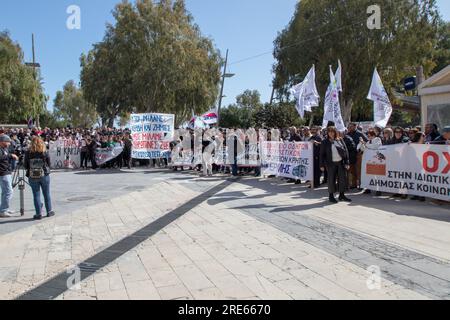 Protests against goverment handling the deadly train accident at Tempi ...