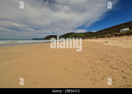 Eastern View beach by Memorial Arch, Great Ocean Road, Victoria ...